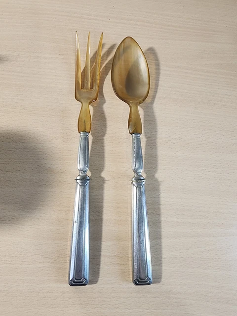 ANCIENS COUVERTS À salade art déco 1930 couleur argent métal ? cuillère ...