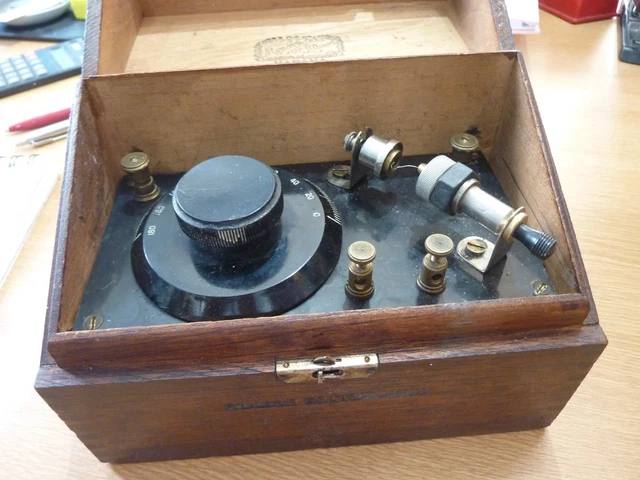 VINTAGE CRYSTAL SET - Homemade Radio Receiver built into cigar box £68. ...