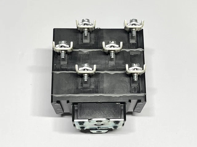 STAHL 8006/4 035-00 Control Load and Motor Switch 690V 25A AC/DC 6 Pos ...