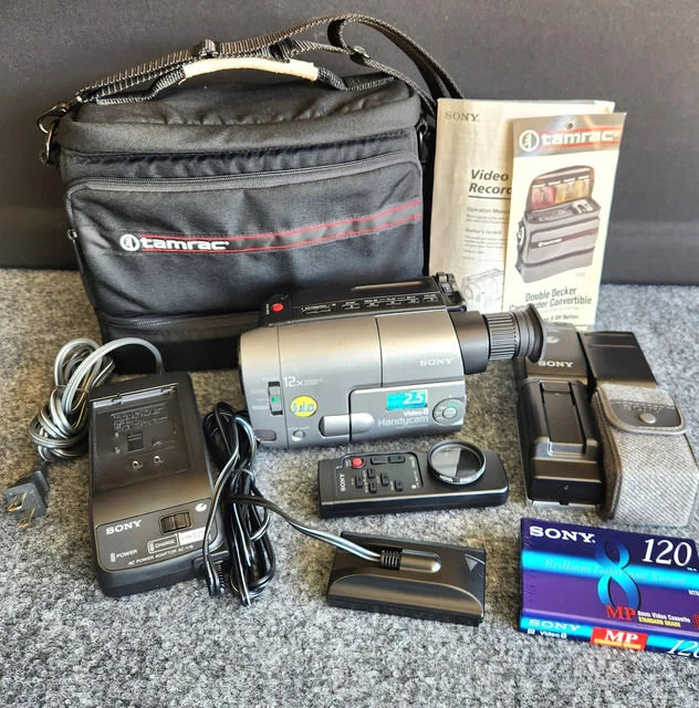 SONY HANDYCAM CCD-TRV11 Video8 Video Camera 8mm Camcorder Bundle TESTED ...