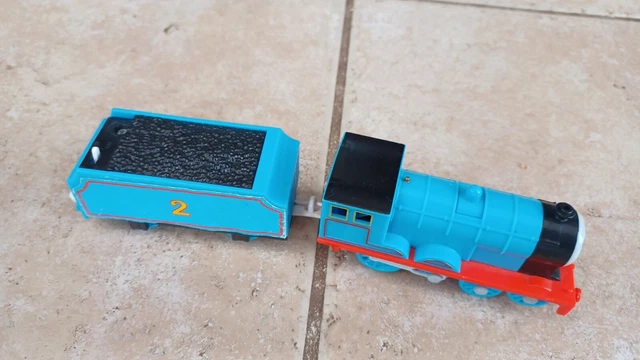 THOMAS TRACKMASTER TALKING Edward Train with linked tender, batt op'd ...
