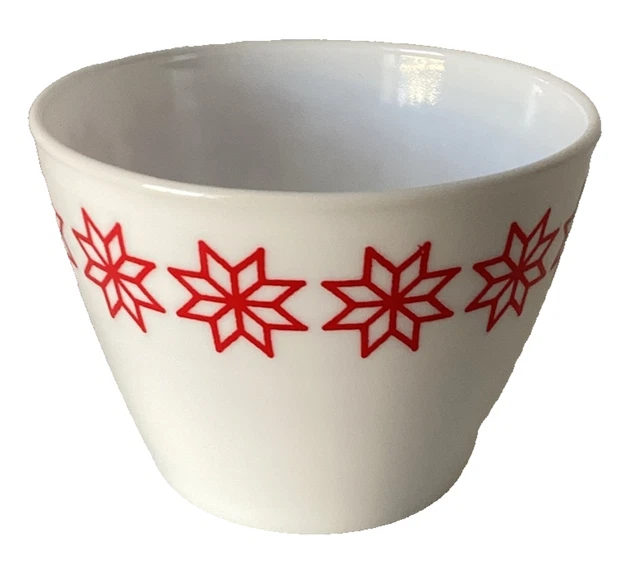 MILK GLASS RETRO Bowl White With Red Flowers Arcoroc France Snack Bowl ...
