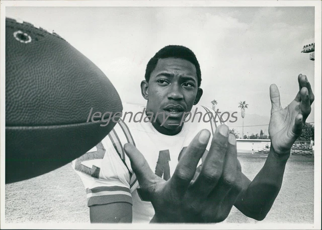 1966 SKIP ROBINSON Jr College All American Def Back Orig News Service ...