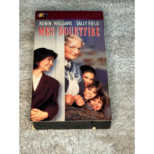 MRS. DOUBTFIRE VHS Tape - Robin Williams, Sally Field - 20th Century ...