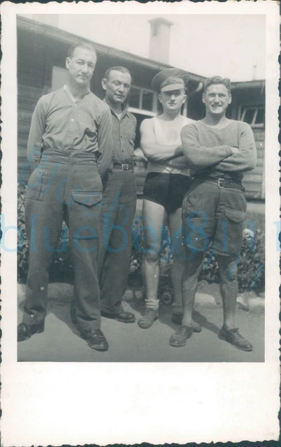 WW2 BRITISH POWS in front of billet Photo Stalag 18 5.2x3.2" £17.00 ...