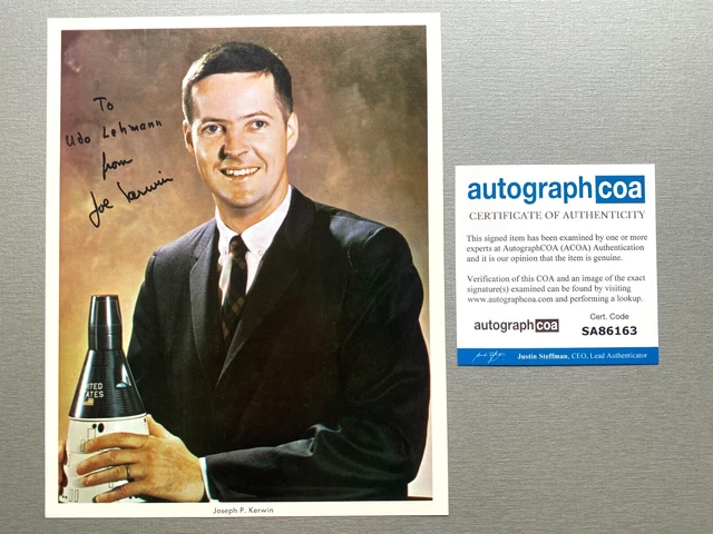JOSEPH KERWIN ASTRONAUT signed NASA-Autogrammkarte 20x25 COA ACOA EUR ...