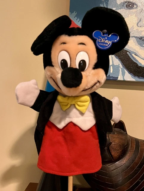 VINTAGE WALT DISNEY World Disneyland Mickey Mouse Plastic Hang Tag Hand ...