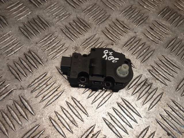 MERCEDES-BENZ C 320 CDI W204 Air Clapet Moteur 2218200042 EUR 11,33 ...