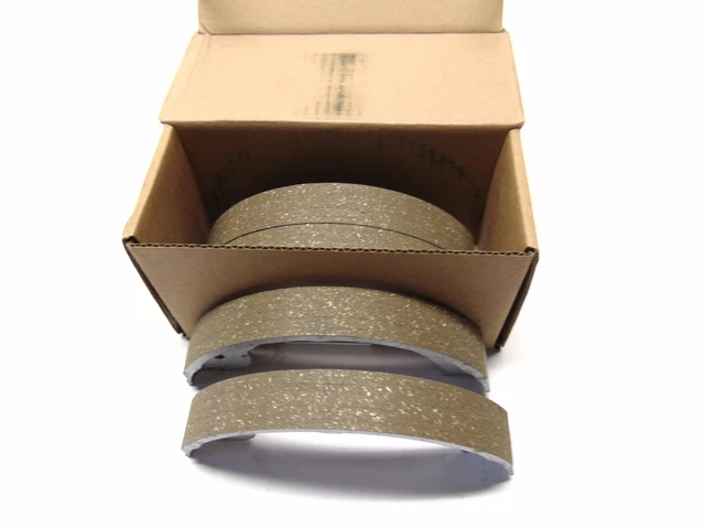 NEW GENUINE RANGE Rover L322 2002-2012 Brake Shoes Shoe Kit SFS000051 ...