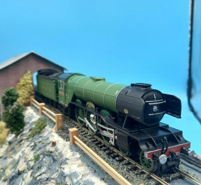 OO GAUGE SCALE LNER Flying Scotsman Steam Locomotive Train Model ...