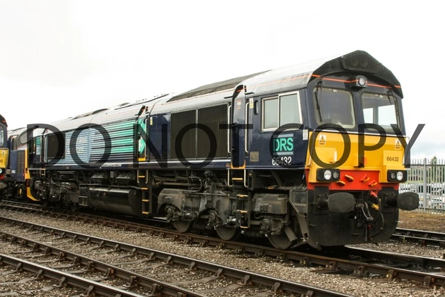 UK DIESEL TRAIN Railway Photograph Of Class 66 66432 Loco. Rm66-595 £1. ...