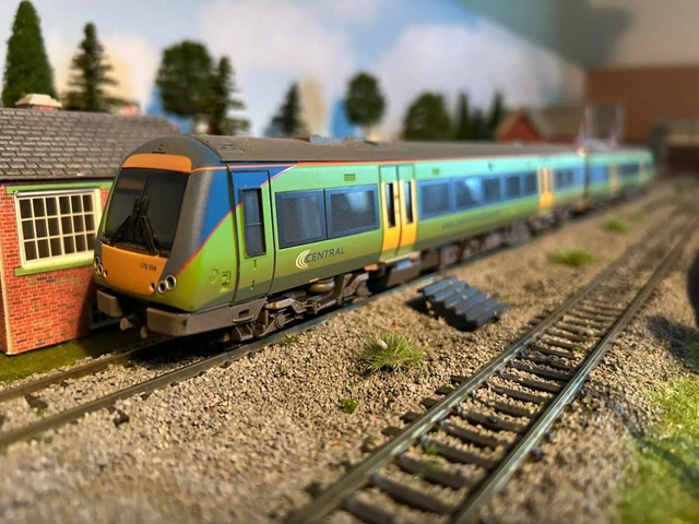 BACHMANN 00 GAUGE class 170 2 car dmu £145.00 - PicClick UK