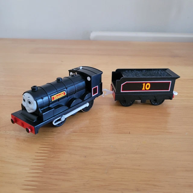 THOMAS THE TANK Engine Tomy Trackmaster Donald Battery Train & Douglas ...
