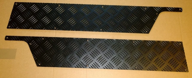 LAND ROVER DEFENDER 90/110 Black Heavy Duty Chequerplate Front Kick ...