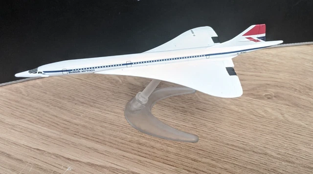 CORGI BRITISH AIRWAYS Concorde Model Plan and Stand British Airways ...