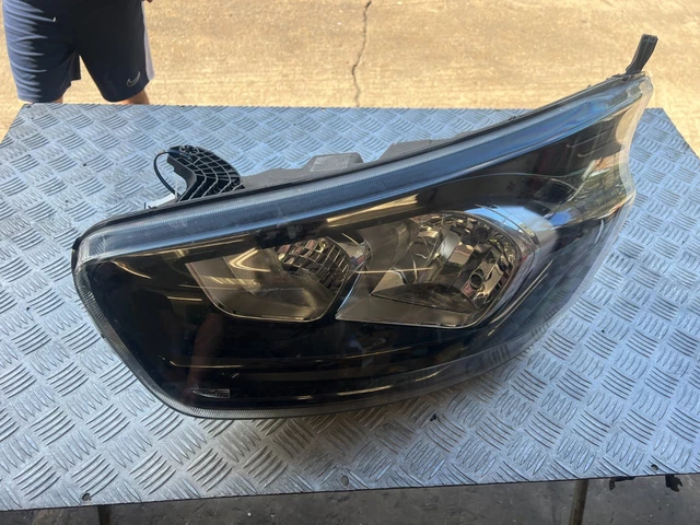 2022 FORD TRANSIT Custom Passengers Side Headlight Jk21-13W030-Aj £90. ...