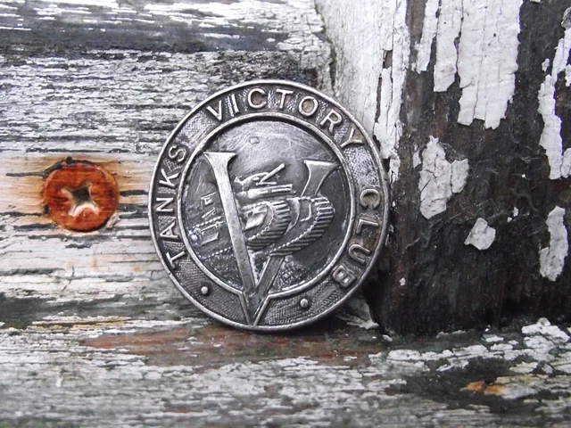 RARE VINTAGE WW2 Tanks Victory Club Home Front Badge (14 £47.50 ...