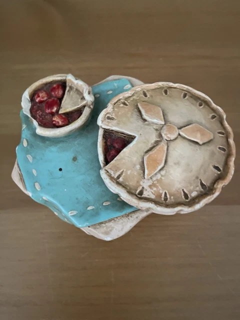 PENDELFIN STONEWARE RABBIT Picnic Table Made In Burnley England Vintage ...