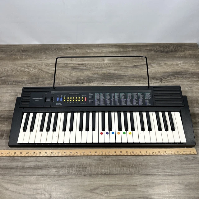 REALISTIC CONCERTMATE 680 Keyboard - 49 full size Keys, 4 Octaves $29. ...