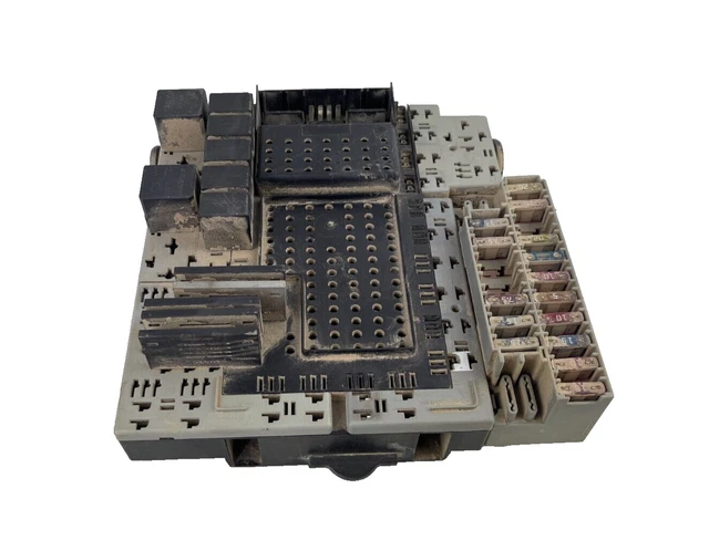 VOLVO S60 V70 Fusible Relais Junction Box Module Unité 08696040 ...