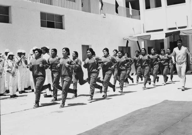 THE FIRST FEMALE police officers Jordan graduate from Public S- 1972 ...