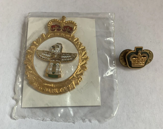 CANADIAN ARMED FORCES Military Police Cap Badge With Warrant Officer ...