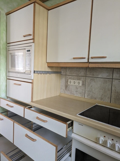 EINBAUKÜCHE MIT ELEKTROGERÄTEN gebraucht EUR 1.000,00 - PicClick DE