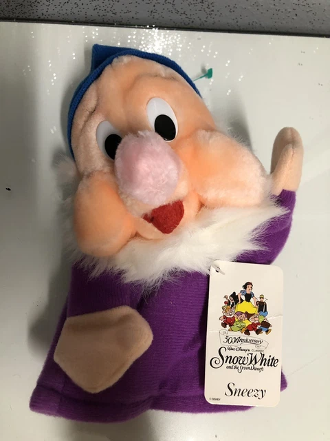 DISNEY SNOW WHITE & The Seven Dwarves Sneezy Hand Puppet Plush Toy £11. ...