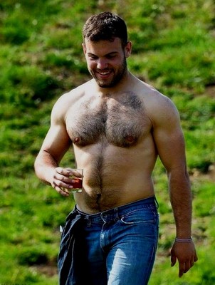 SHIRTLESS MALE MUSCULAR Beefcake Hairy Chest Abs in Jeans Dude PHOTO ...