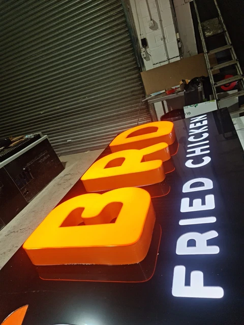 SIGN 3D LETTERS, 3D Shop Signs LED Letters, Shop sign Led illuminated ...