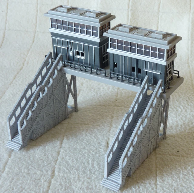 N GAUGE/SCALE SIGNAL box and control tower/room - Model Train railway ...