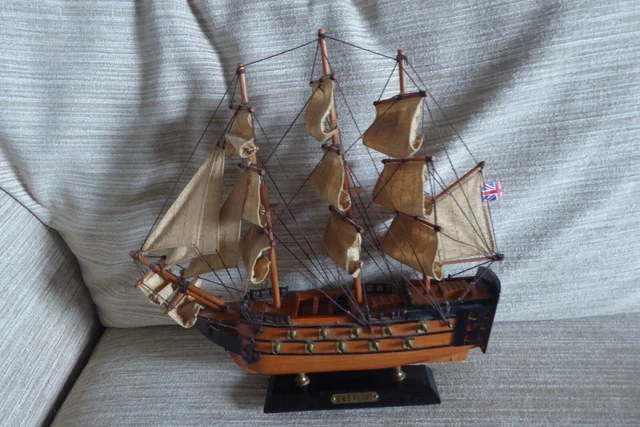 VINTAGE MODEL OF HMS Victory £19.99 - PicClick UK