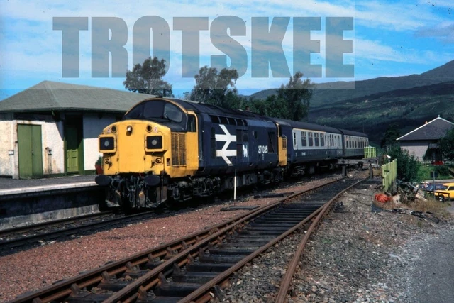 35MM SLIDE BR British Rail Diesel Loco Class 37 37035 1987 Original £3. ...