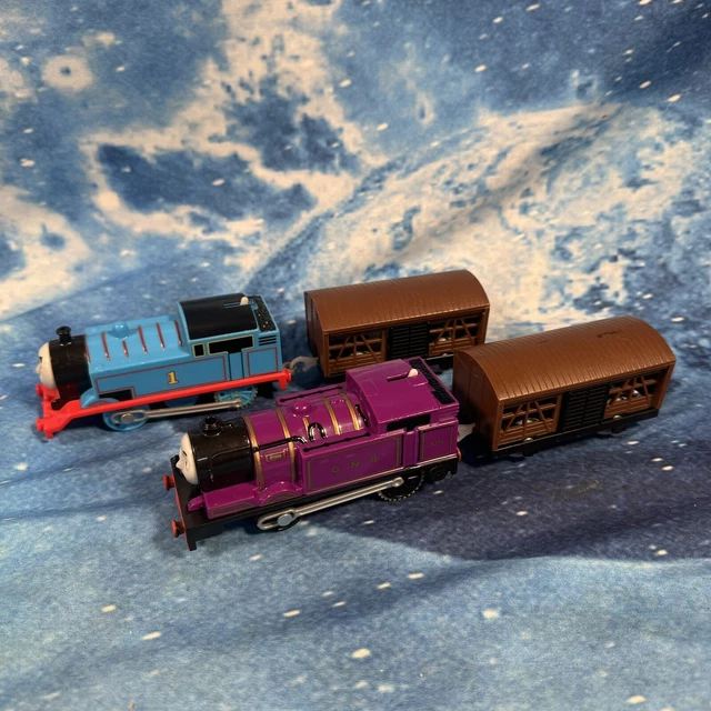 THOMAS & FRIENDS Motorised Trackmaster Runaway Ryan & Thomas Bundle £14 ...