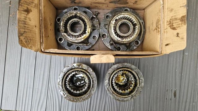 LAND ROVER SERIES 3 Fairey Free Wheeling Hubs £529.99 - PicClick UK