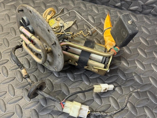 MERCURY CAPRI FUEL Pump Sending Unit Float Sensor Sender 1990-1994 B630 ...