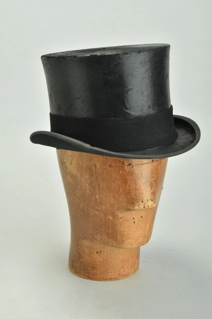 1937 SIDE SADDLE Topper. Scott of London Silk Top Hat. Upp Hall ...