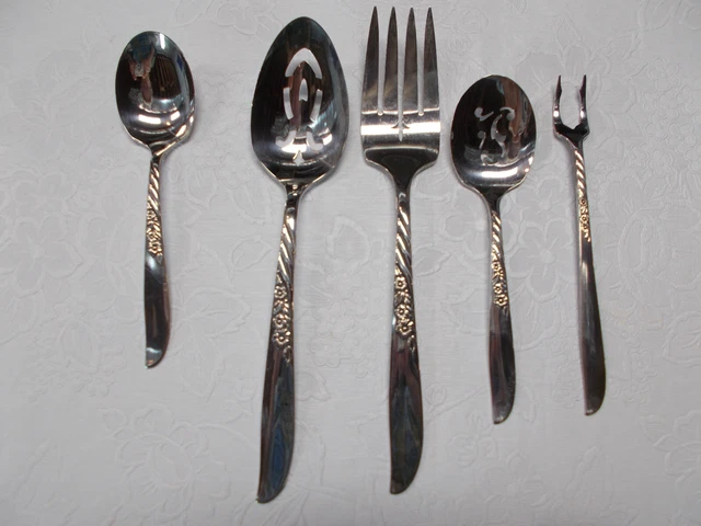 Wm Rogers Oneida Ltd Five Piece Serving Set Fork Spoons Etc 11