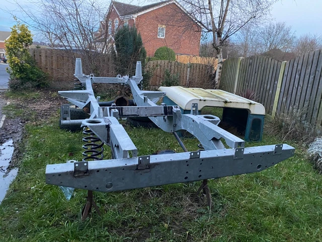 LAND ROVER DEFENDER 90 galvanised chassis £1,900.00 - PicClick UK