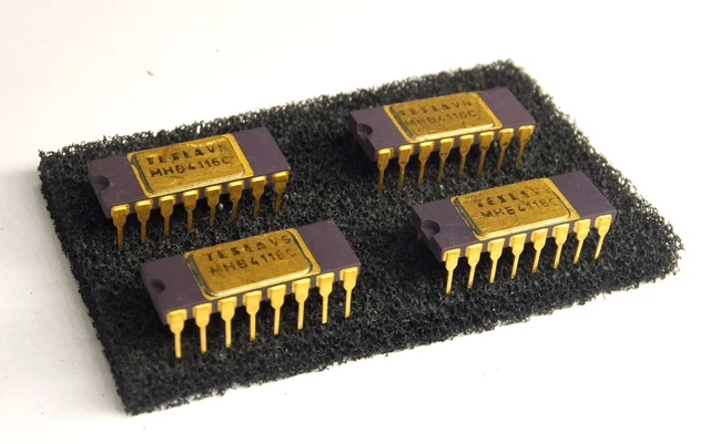 PET 4116 D-RAM 16k x 1 bit ceramica oro di TESLA -Commodore PET - 4 ...