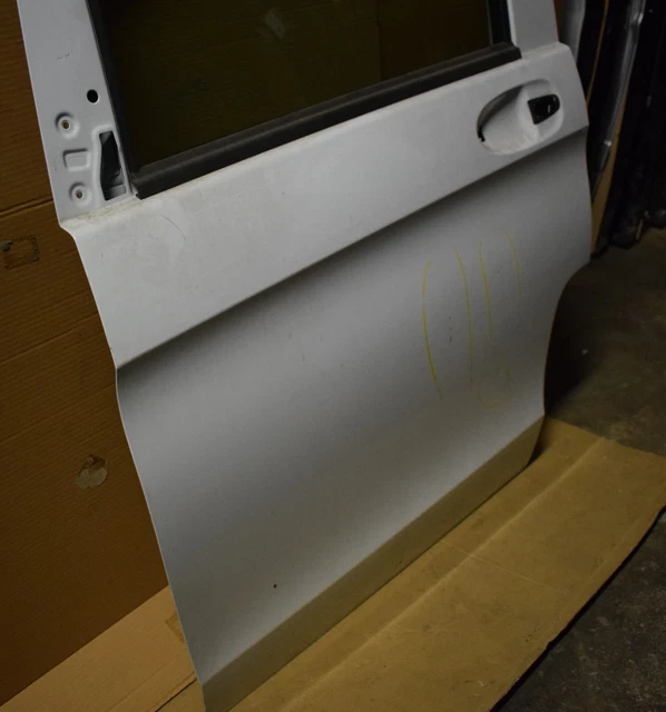 ORIGINAL MERCEDES W447 Fahrer Tür vorne links Weiss A4477206600 V ...