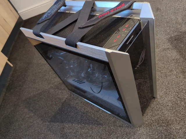 ASUS ROG STRIX Helios White Edition Mid Tower PC Gaming Case ARGB ...