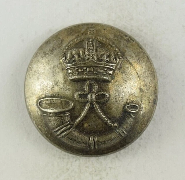 VINTAGE ROYAL CANADIAN Regiment Uniform Button Original E9FT £17.03 ...