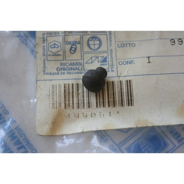PIVOT CARTER MOTEUR Crankcase Goupille Piaggio Vespa 50 EUR 19,45 ...