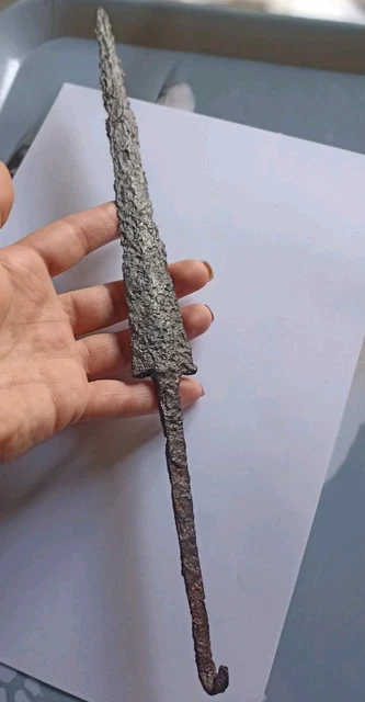 BELLE DAGUE/POIGNARD EN Fer Forgé. Médiéval/Romain à Identifier. EUR 30 ...