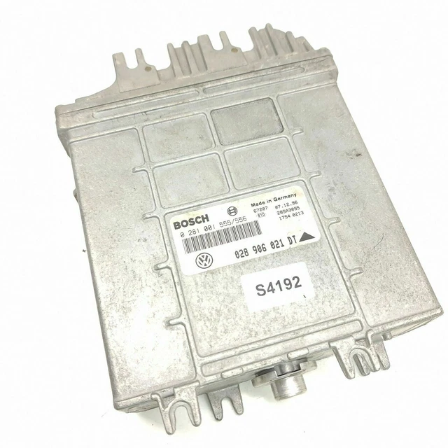 VW PASSAT 3B2 Moteur Unité Contrôle ECU 0281001555 028906021DT EUR 42 ...