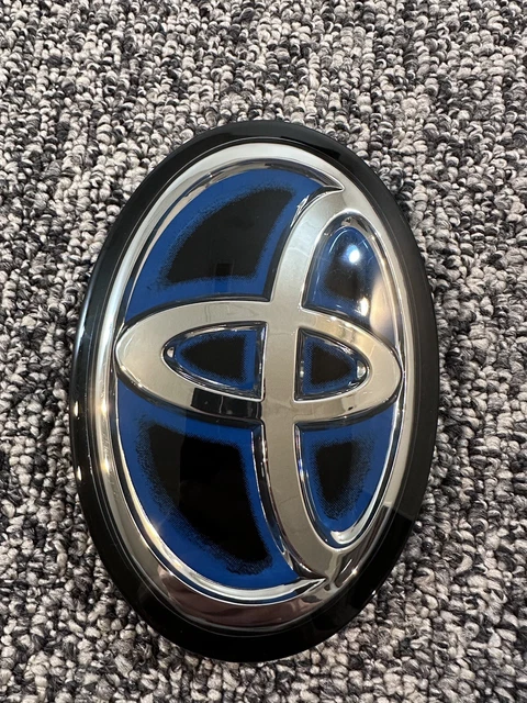 2018-2019-2020-2021-2022 TOYOTA PRIUS Front Grille Emblem Radar OEM ...