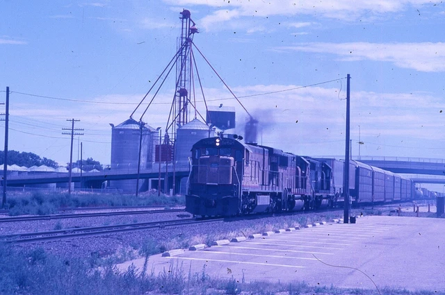 DUPLICATE TRAIN SLIDE Union Pacific #2525 07/1986 N. Platte Nebraska £4 ...