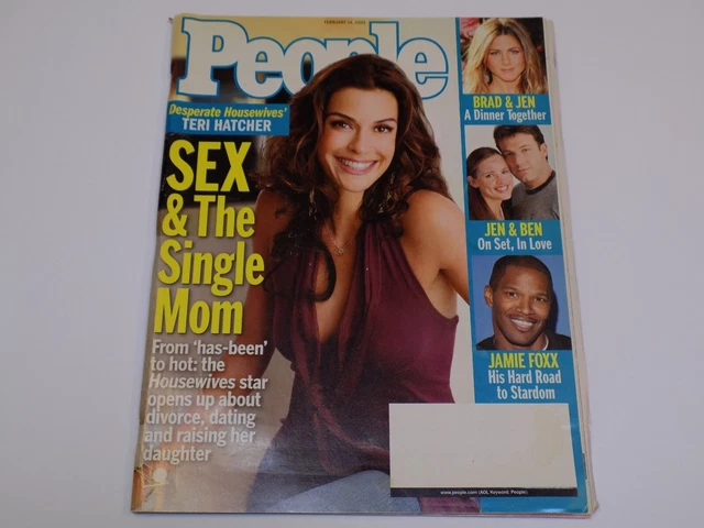 PEOPLE MAGAZINE FEB 14 2005 Teri Hatcher Jamie Foxx Brad Pitt Jennifer ...