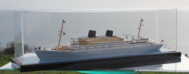 ROYAL ROTTERDAM LLOYD Line Ss Willem Ruys Achille Lauro Agents Cased ...